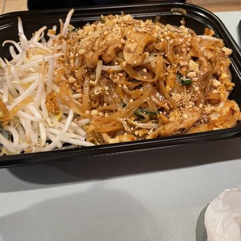 NOODLE WORLD - Updated June 2024 - 370 Photos & 274 Reviews - 1935 S ...