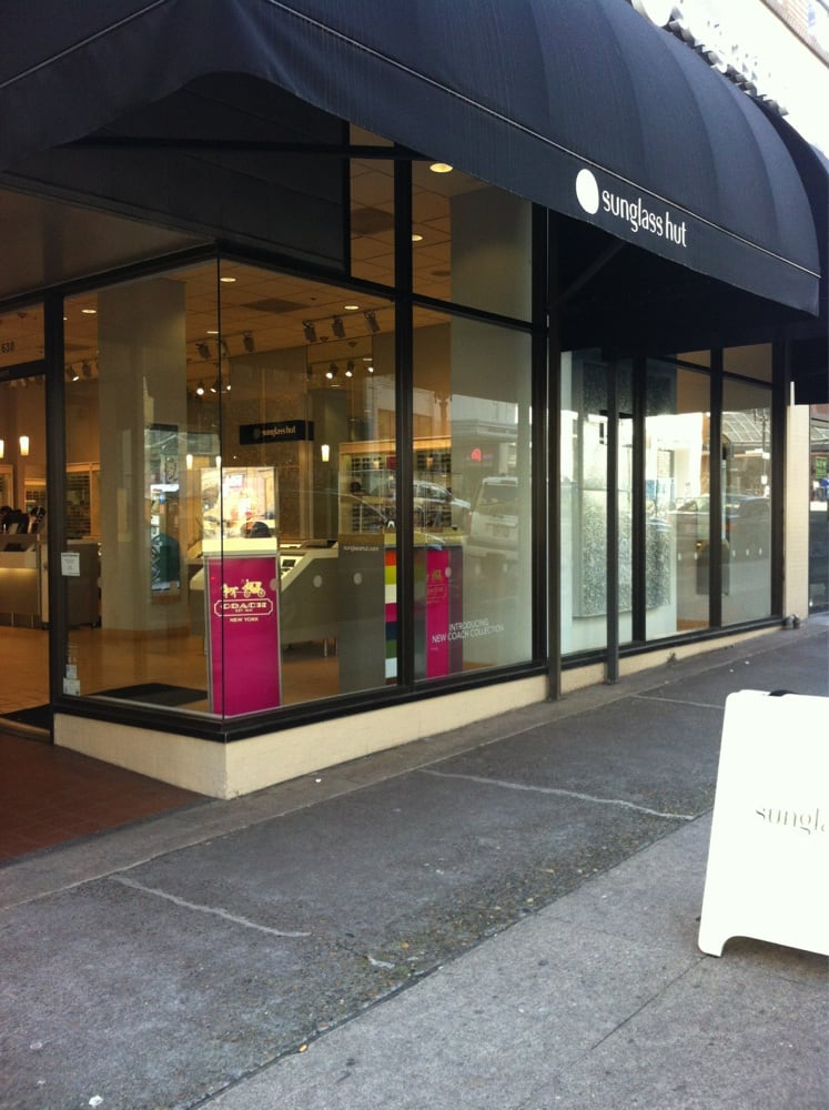 SUNGLASS HUT - Updated January 2026 - 13 Reviews - 638 SW Alder ...