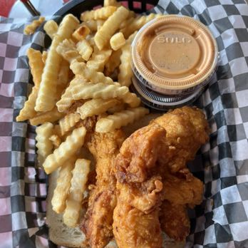 BOLD BIRDS NASHVILLE HOT CHICKEN - Updated February 2025 - 389 Photos ...