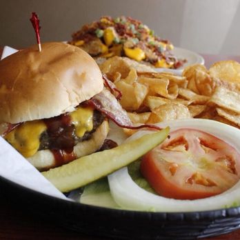 KAISER’S PIZZA & PUB - Updated January 2026 - 163 Photos & 250 Reviews ...