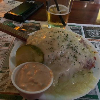 KELLY’S CORNER TAVERN - Updated September 2024 - 100 Photos & 199 ...