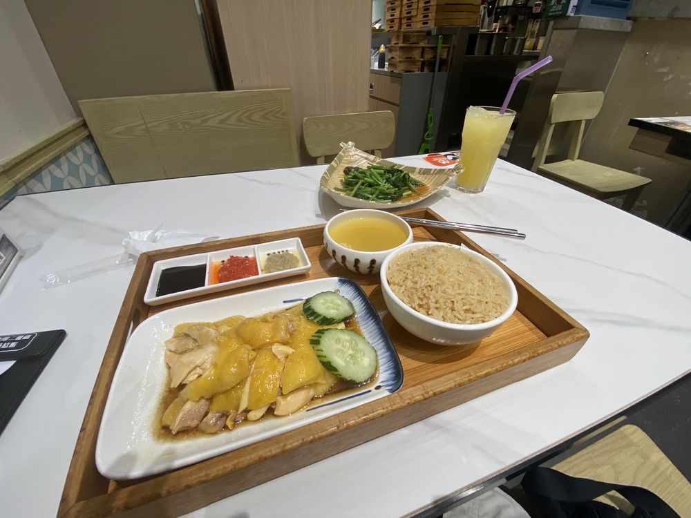 ASAM CHICKEN AND RICE - Wing Fai Building, 174-178 Wellington St, Hong ...