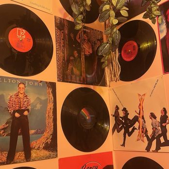 SPITZ - Updated August 2025 - 175 Photos & 137 Reviews - 2015 N Globe ...