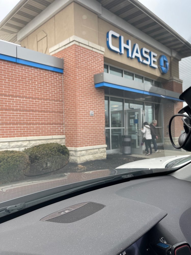CHASE BANK - Updated January 2026 - 4040 Tuscarawas St W, Canton, Ohio ...