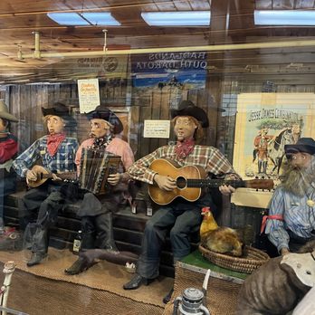 WALL DRUG STORE - Updated August 2024 - 1343 Photos & 759 Reviews - 510 ...