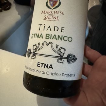 TANA - Updated November 2024 - 305 Photos & 87 Reviews - 2919 Metairie ...