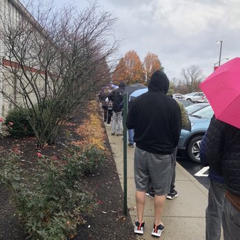 JUST PIES - Updated December 2025 - 66 Photos & 103 Reviews - 736 ...