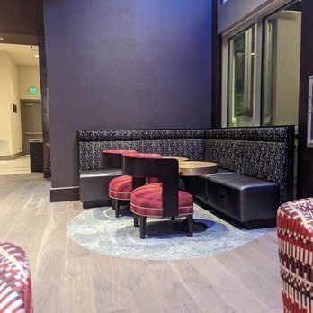 HAMPTON INN & SUITES ATLANTA MIDTOWN - Updated April 2025 - 251 Photos ...