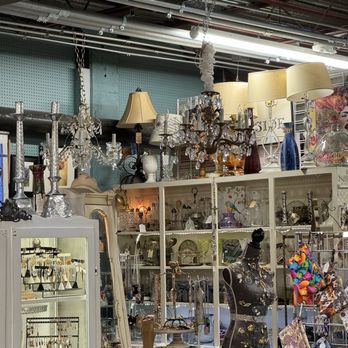 JUNKEE CLOTHING EXCHANGE - Updated June 2025 - 542 Photos & 399 Reviews ...