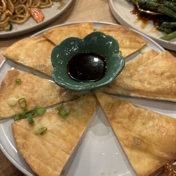 HIDDEN DUMPLING HOUSE MIDTOWN - Updated May 2024 - 659 Photos & 360 ...
