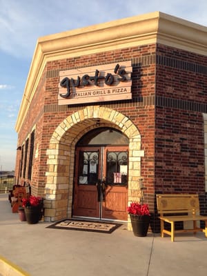 GUSTO’S ITALIAN GRILL & PIZZA - Updated December 2025 - 27 Photos & 24 ...