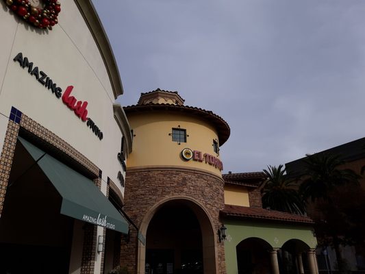 RIVERSIDE PLAZA - 103 Photos & 79 Reviews - 3535 Riverside Plaza Dr ...