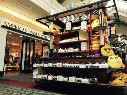 THE LAKES MALL - Updated October 2025 - 19 Photos & 23 Reviews - 5600 ...