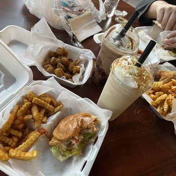 CAFE CRISPY - Updated October 2025 - 31 Photos & 23 Reviews - 401 19th ...