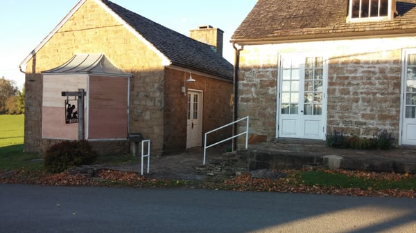 ARTHURDALE HERITAGE - Updated December 2025 - 22 Photos - 18 Q Rd ...