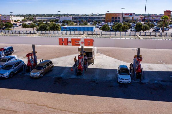 H-E-B PLUS! - Updated May 2026 - 22 Photos & 15 Reviews - 1911 Ne Bob ...