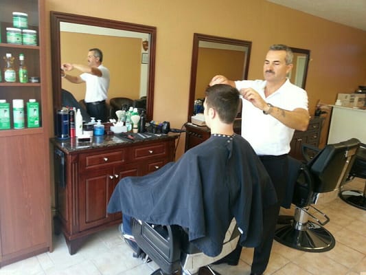 BOB’S BARBER SHOP - Updated October 2025 - 3317 E Oakland Park Blvd, Fort Lauderdale, Florida ...