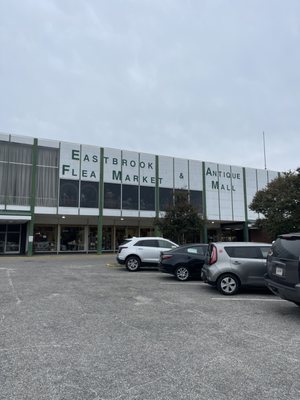 EASTBROOK FLEA MARKET & ANTIQUE MALL - Updated December 2025 - 44 ...