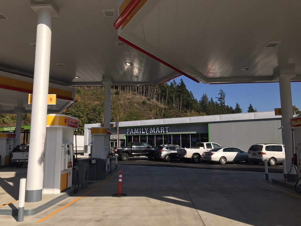 FAMILY MART - CURTIN - Updated June 2025 - 14 Photos - 464 Bear Creek ...