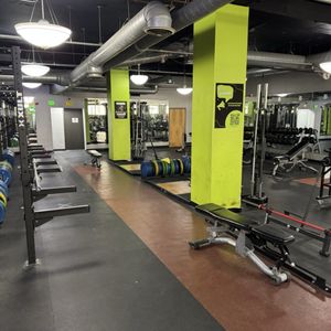 CRUNCH FITNESS - MADISON - Updated July 2025 - 16 Reviews - 7401 ...