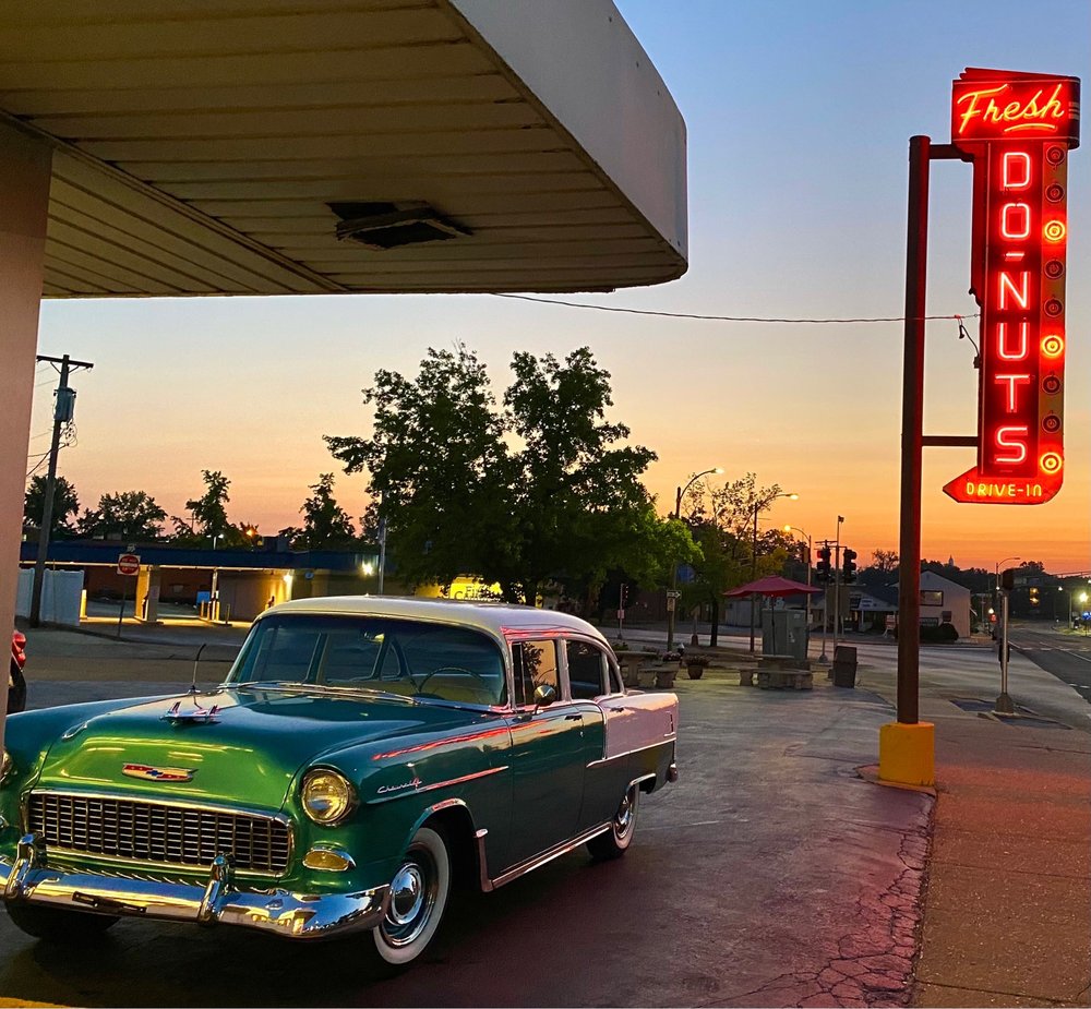 DONUT DRIVE-IN - 219 Photos & 338 Reviews - 6525 Chippewa St, Saint ...