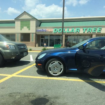 DOLLAR TREE - Updated May 2025 - 35 Manchester Rd, Derry, New Hampshire ...