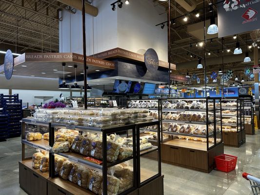 BAKERS AVENUE - Updated December 2025 - 32 Photos - 15235 Southwest Fwy ...