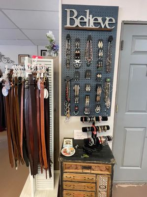 RILEY’S TREASURES - Updated June 2025 - 13 Photos - 215 US 65 Business ...