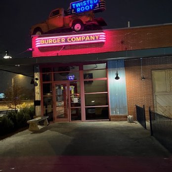 TWISTED ROOT BURGER - Updated November 2025 - 411 Photos - 533 Reviews ...