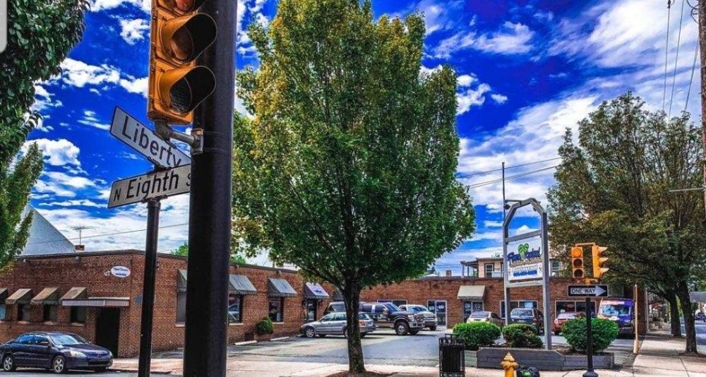 FLAMA TROPICAL TRAILER - Updated December 2025 - 1801 Union Blvd ...