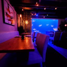 YELLOWTAIL SUSHI BAR AND ASIAN KITCHEN - Updated December 2025 - 344 ...