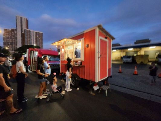 HONOLULU NIGHT MARKET - Updated January 2026 - 957 Photos & 164 Reviews ...