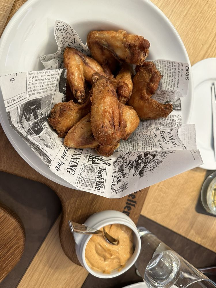 STADTKELLER - Updated July 2025 - 78 Photos & 42 Reviews - Sternenplatz ...