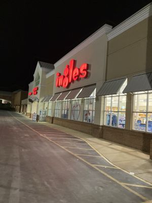 INGLES MARKETS - Updated May 2026 - 45 Photos & 52 Reviews - 780 ...
