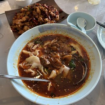 YOO YEE - Updated August 2025 - 145 Photos & 52 Reviews - 4925 N ...