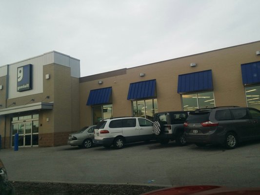 GOODWILL STORE & DONATION CENTER - Updated December 2025 - 10 Reviews ...