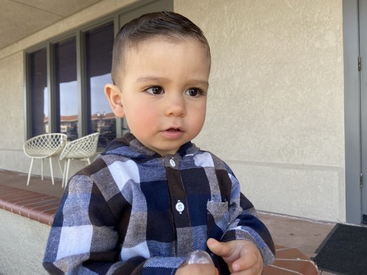 CUSTOM CUTS BARBER SHOP - Updated August 2025 - 186 Photos & 353 ...