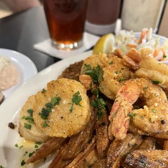 LIGHTHOUSE SEAFOOD & CAFÉ - Updated May 2025 - 248 Photos & 179 Reviews ...