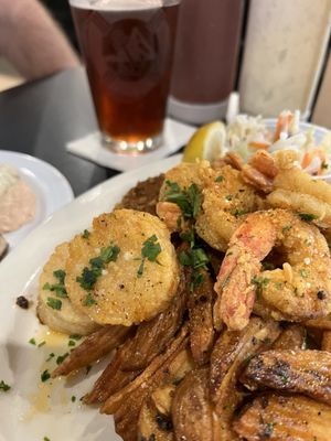 LIGHTHOUSE SEAFOOD & CAFÉ - Updated October 2025 - 288 Photos & 195 ...