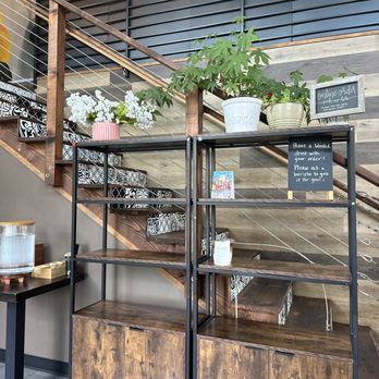 COFFEEHOLIC HOUSE - Updated June 2024 - 1542 Photos & 743 Reviews ...