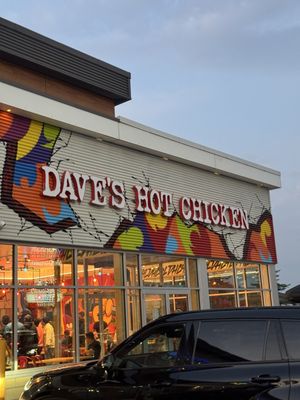 DAVE’S HOT CHICKEN - Updated December 2025 - 409 E Hills Blvd SE ...