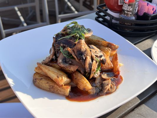 CHATTY’S TAVERN - Updated December 2025 - 22 Photos & 20 Reviews ...