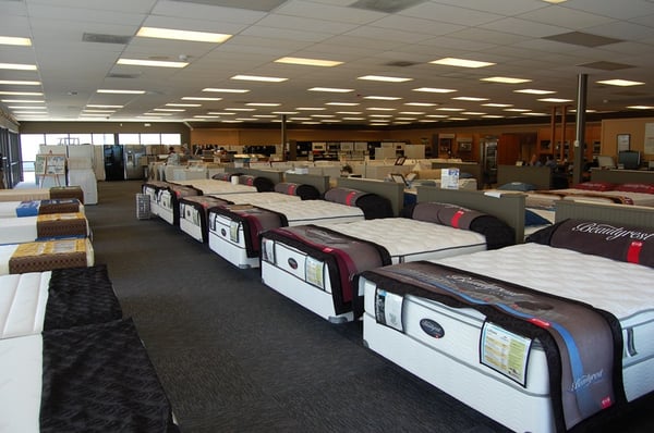 FAMOUS TATE APPLIANCE & BEDDING CENTER - Updated December 2025 - 12 ...