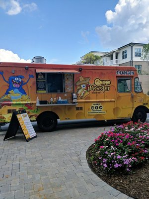 QUESO MONSTER - 38 Photos & 30 Reviews - Food Trucks - Green Level ...