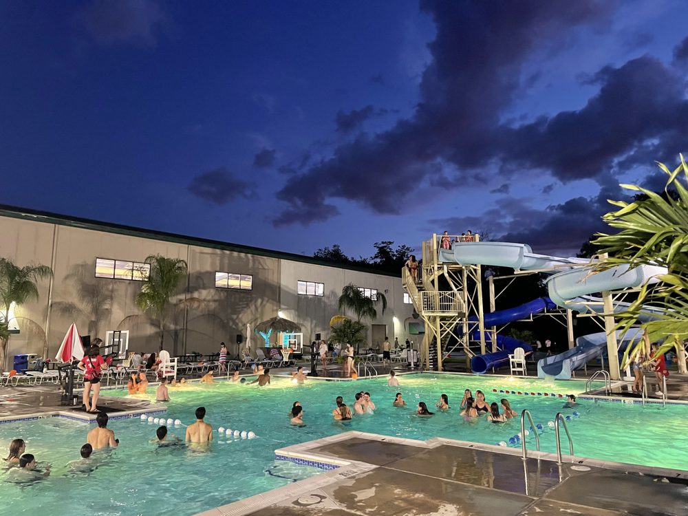 THE ARENA CLUB - Updated December 2025 - 48 Photos & 49 Reviews - 2304 ...