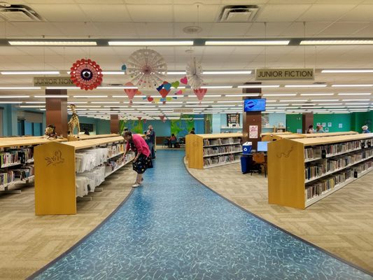 GEORGETOWN PUBLIC LIBRARY - Updated August 2025 - 77 Photos & 28 ...