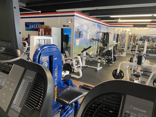 MACK GYM - Updated June 2025 - 16 Photos & 10 Reviews - 105952 Overseas ...