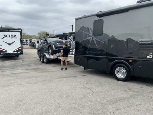 MCKEE RV - 38 Photos & 44 Reviews - 400 1st Ave, Perry, Iowa - RV ...