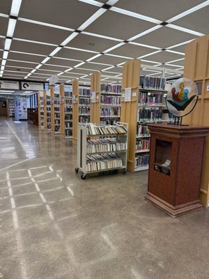 CARSON CITY LIBRARY - Updated October 2025 - 12 Reviews - 900 N Roop St ...