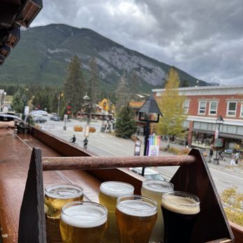 BANFF AVE BREWING CO - Updated August 2024 - 364 Photos & 304 Reviews ...